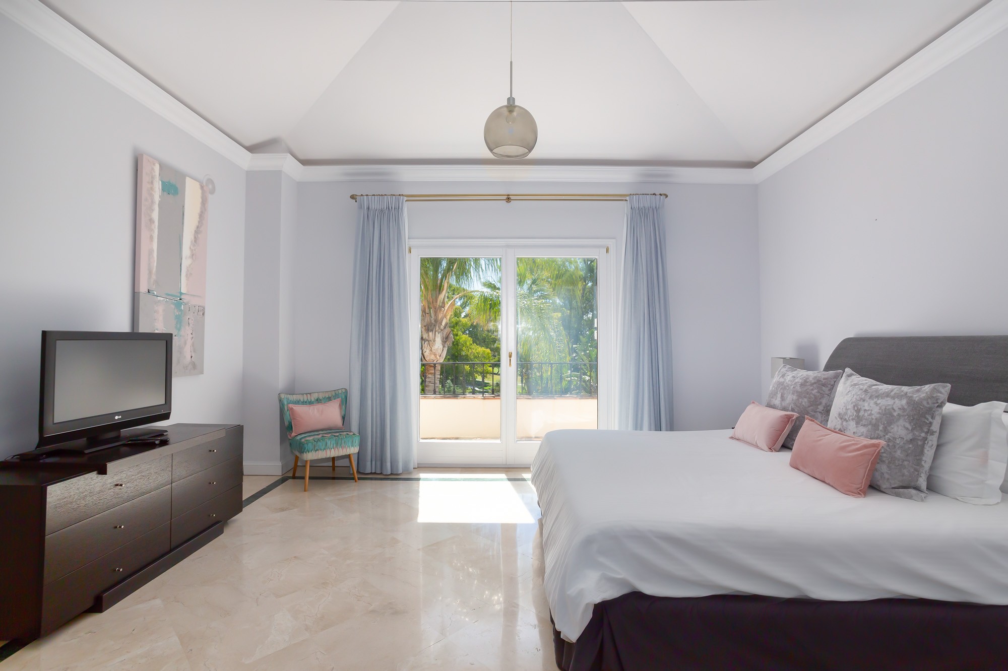 Villa Monterey: A 6-Bed Villa in Puerto Banus | Luxury Villa Collection
