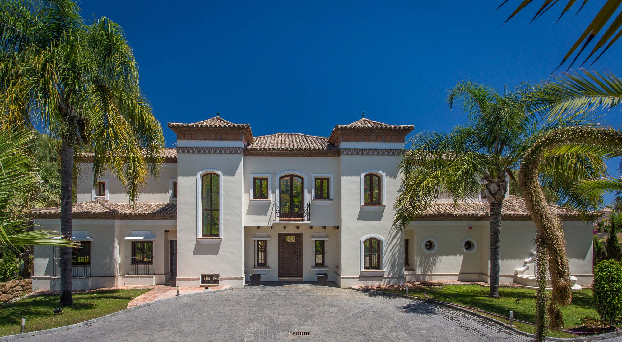 Villa Monterey: A 6-Bed Villa in Puerto Banus | Luxury Villa Collection