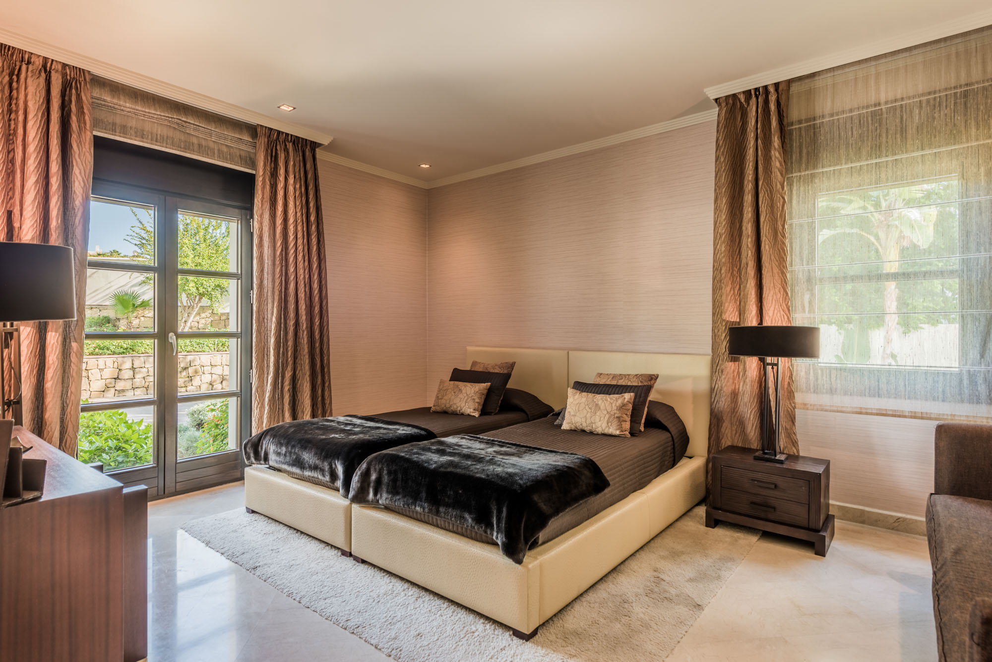 Villa Roma: 5 Bedroom Luxury Villa in Los Flamingos - Luxury Villa ...