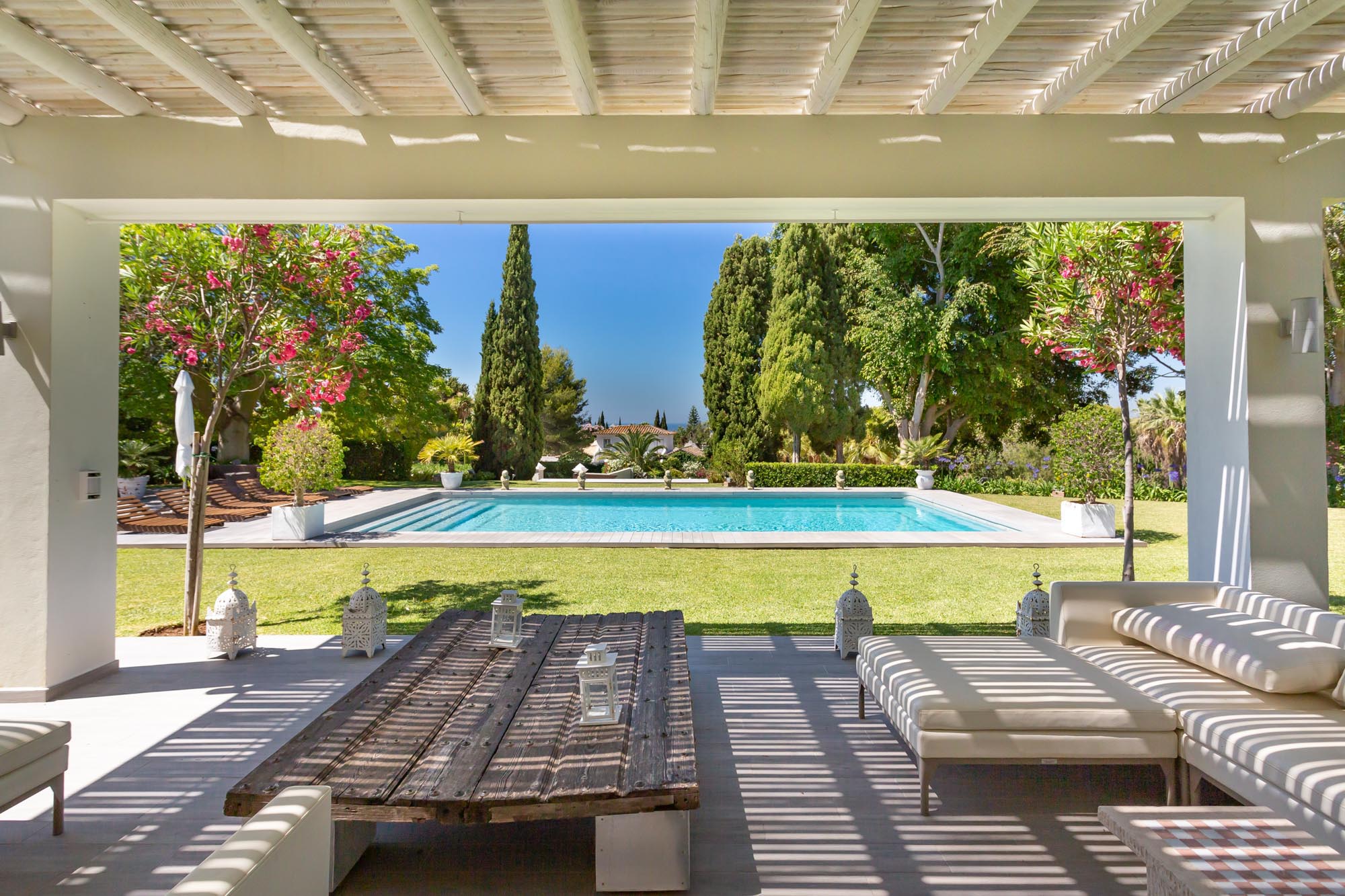 Villa La Galeria - A 5-bed Luxury Villa in Marbella from the Luxury ...