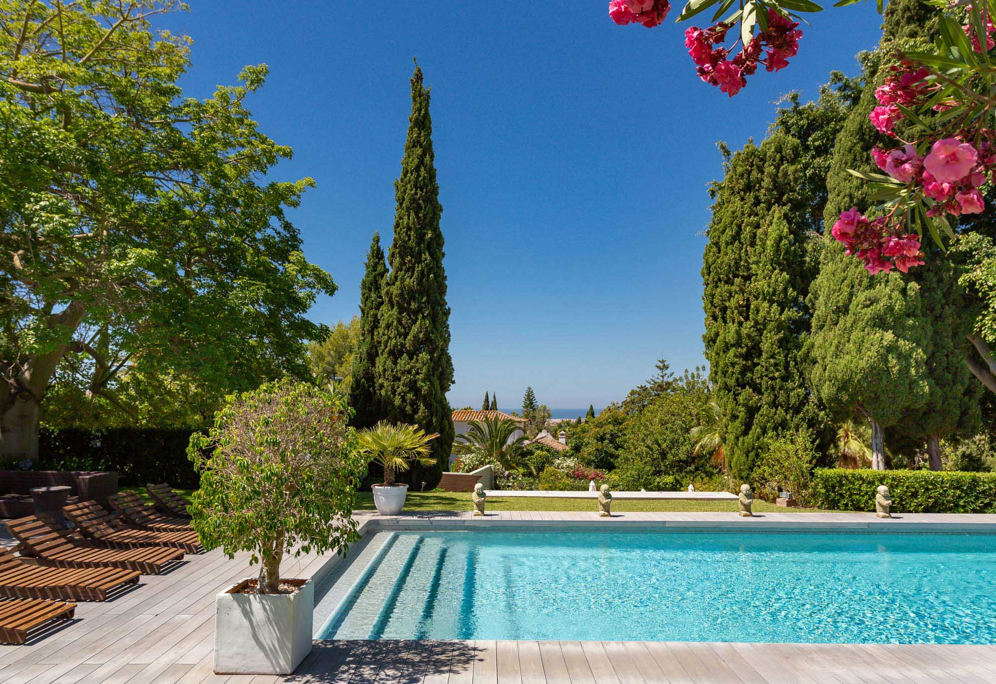 Villa La Galeria - A 5-bed Luxury Villa in Marbella from the Luxury ...