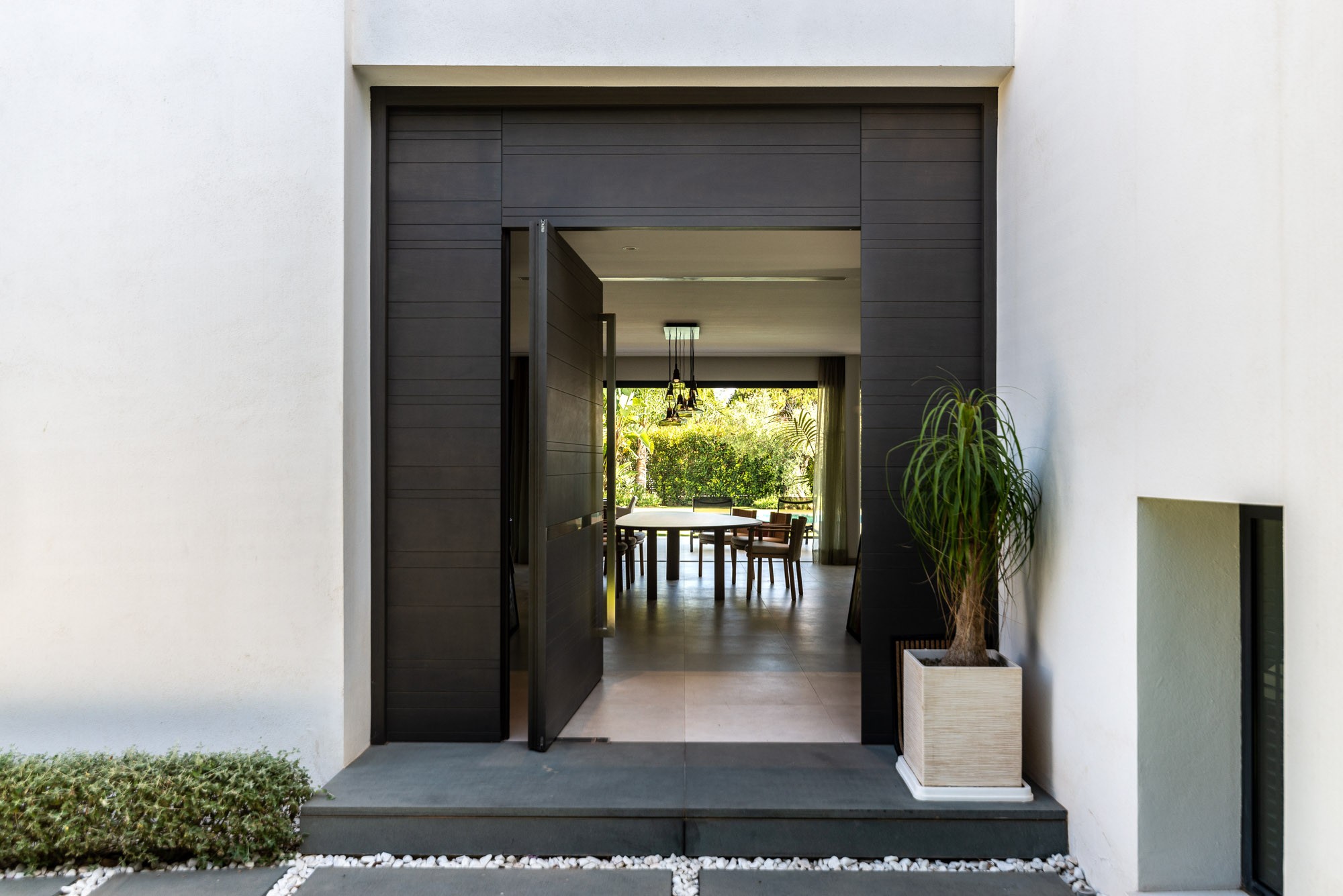 Villa Vie: 5-Bed Luxury Villa Puerto Banus | The Luxury Villa Collection