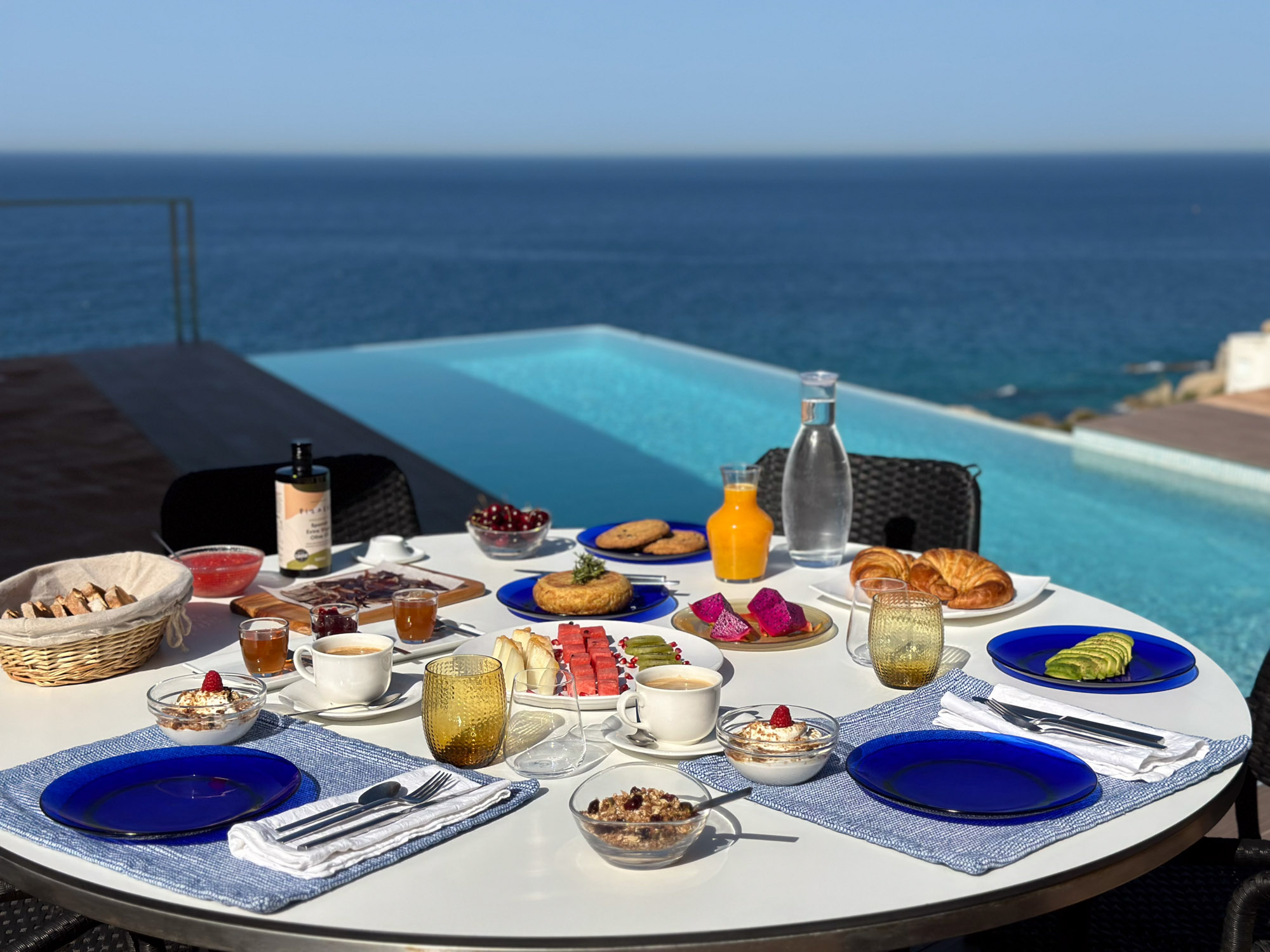 Villa Vivante: 5-Bed sea view villa in Zahara de los Atunes | The ...