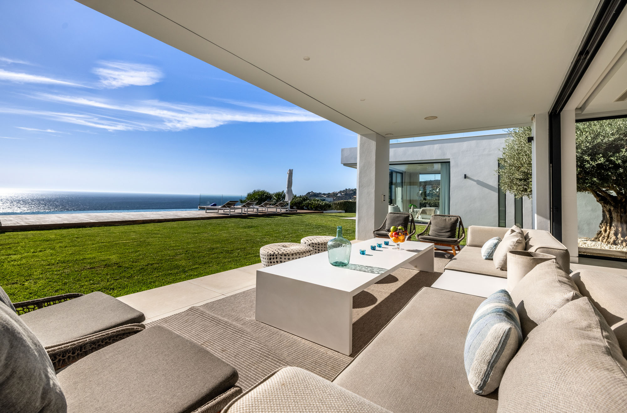 Villa Kaia: 4-Bed Sea View Villa in Atlanterra | The Luxury Villa ...