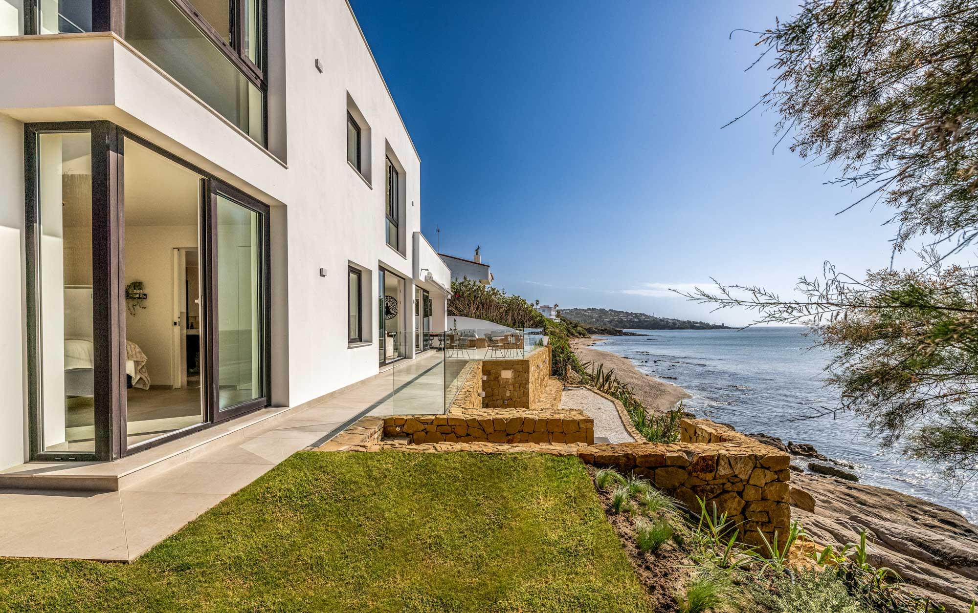 Villa Kyssa modern luxury villa Sotogrande | The Luxury Villa Collection